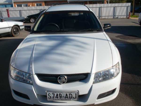 Buy Used 2005 Holden COMMODORE VZ EXECUTIVE Wagon for $2,990 - Sell ...
