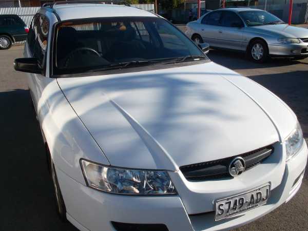Buy Used 2005 Holden COMMODORE VZ EXECUTIVE Wagon for $2,990 - Sell ...